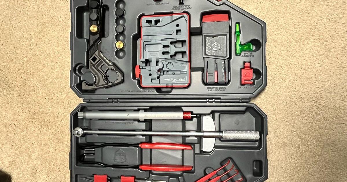 Real Avid Master Vice and Master Armorors kit for $210 in Fishers, IN ...