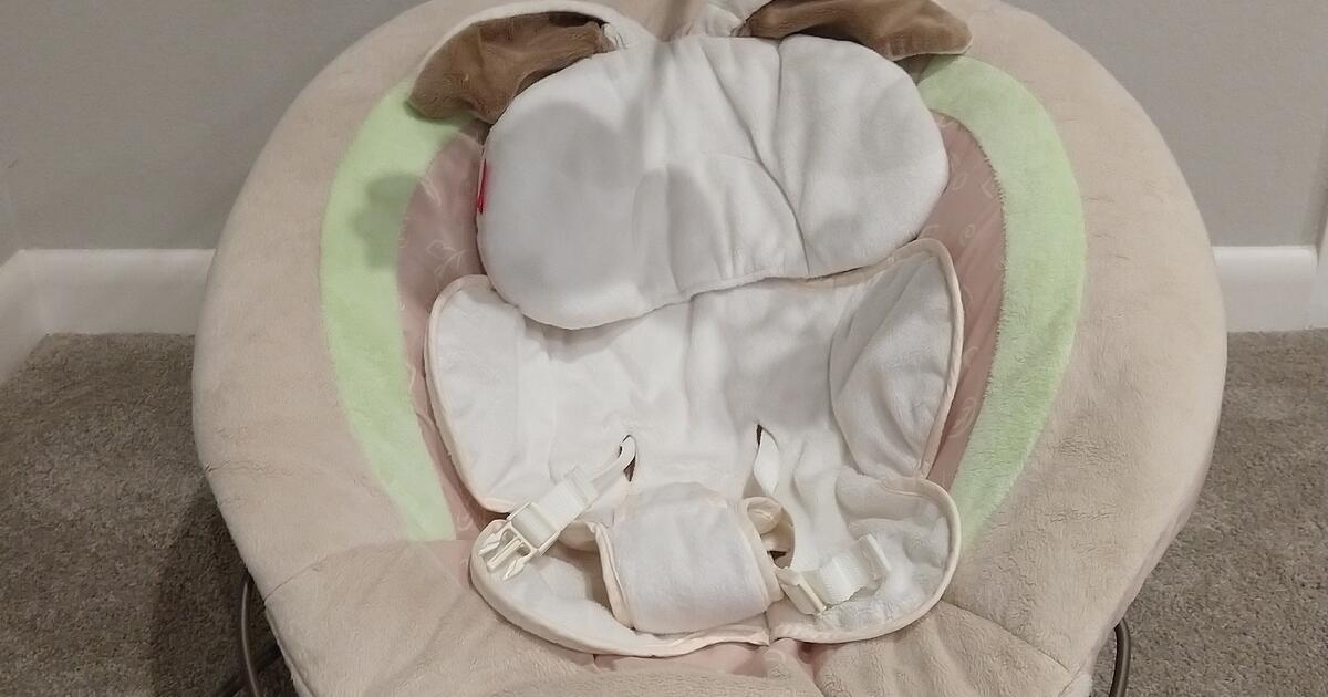 Fisher-Price My Little Snugabunny Deluxe Bouncer for $20 in El Sobrante ...