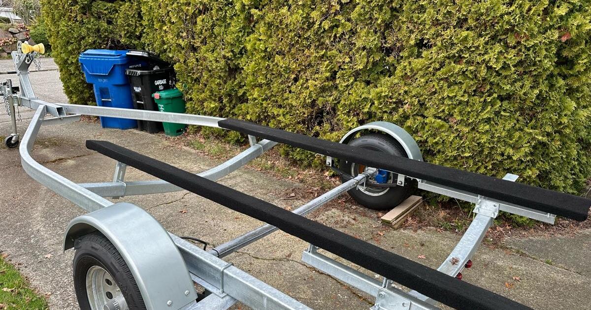 2023 Roadrunner 3000 boat trailer for $3000 in Seattle, WA | For Sale ...