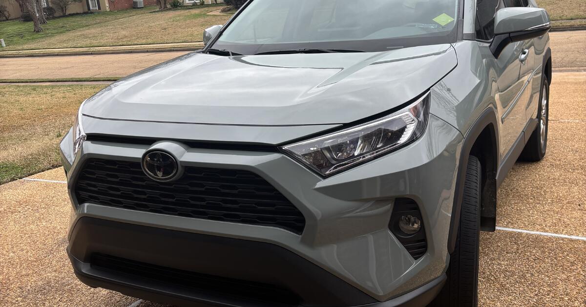 2021 Toyota RAV 4 excellent condition 43K miles. Lunar Rock. for $27500 ...
