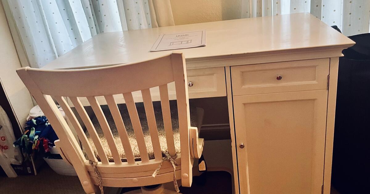 Pottery Barn Student Computer Desk for FREE for Free in Los Angeles, CA ...