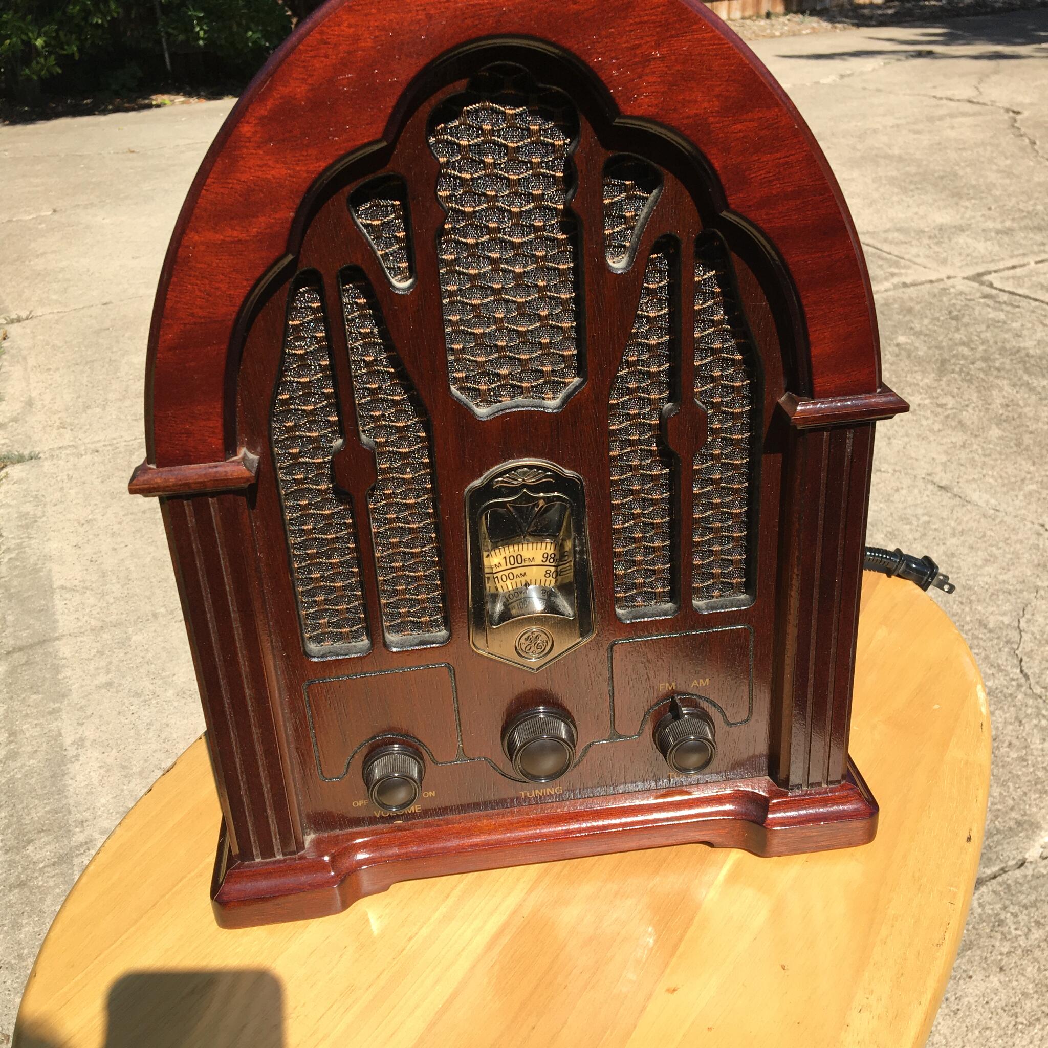 Classic Vintage AM/FM Radio for $65 in Richardson, TX | For Sale & Free ...