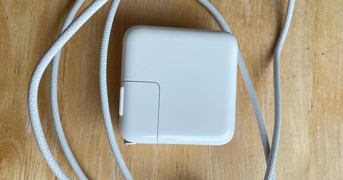 Apple 30W USB-C power adapter set model A2164 for $35 in Queens, NY ...
