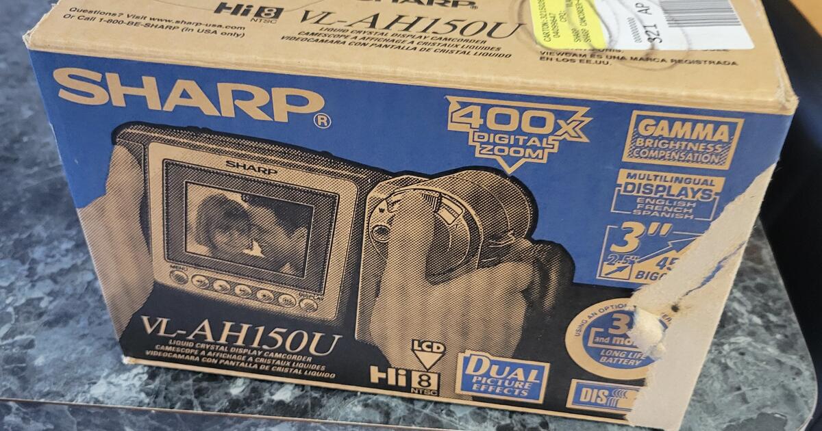 Sharp VL-AH150U Camcorder for Free in Glenview, IL | For Sale & Free — Nextdoor
