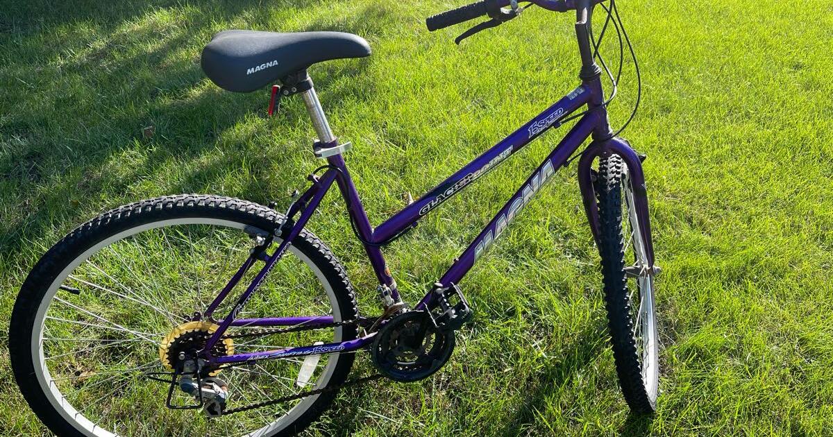 Magna Glacier 15-Speed Bike for $50 in Gurnee, IL | For Sale & Free ...