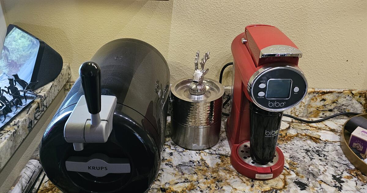 Electronic Cocktail maker and Automatic Beer Keg dispenser and cooler ...