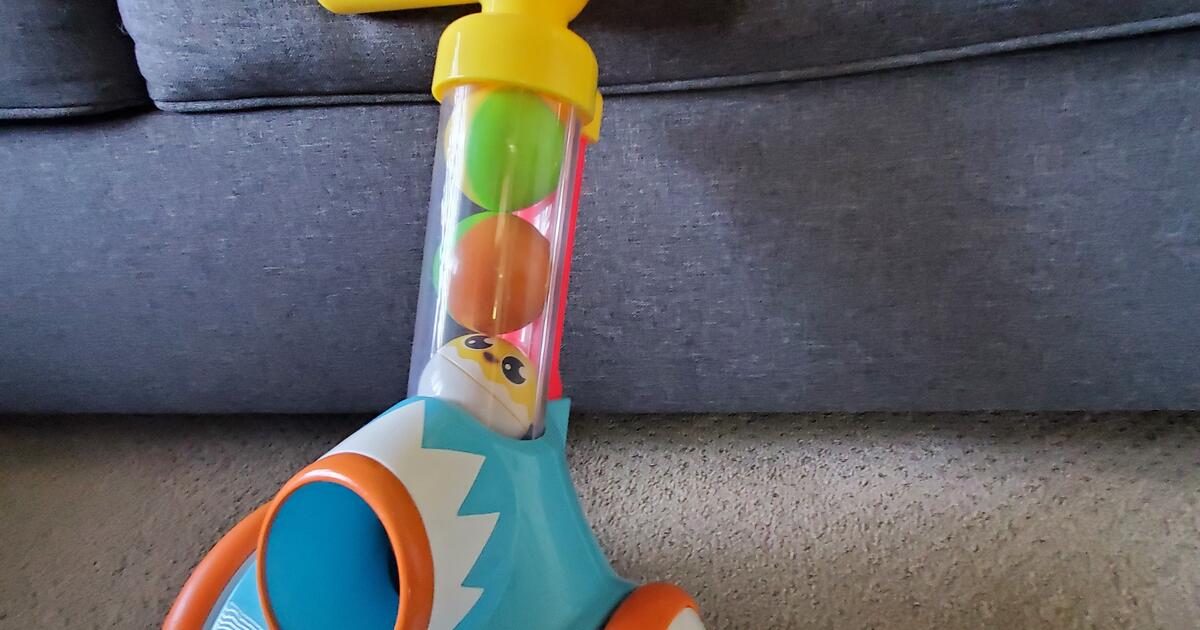 Tomy Toomies Pic N Pop Toy for Free in Livermore, CA | For Sale & Free ...