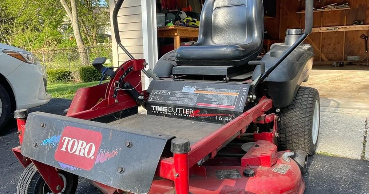 Toro time cutter zero turn radius mower 44” Z16-44 for $500 in Lisle ...