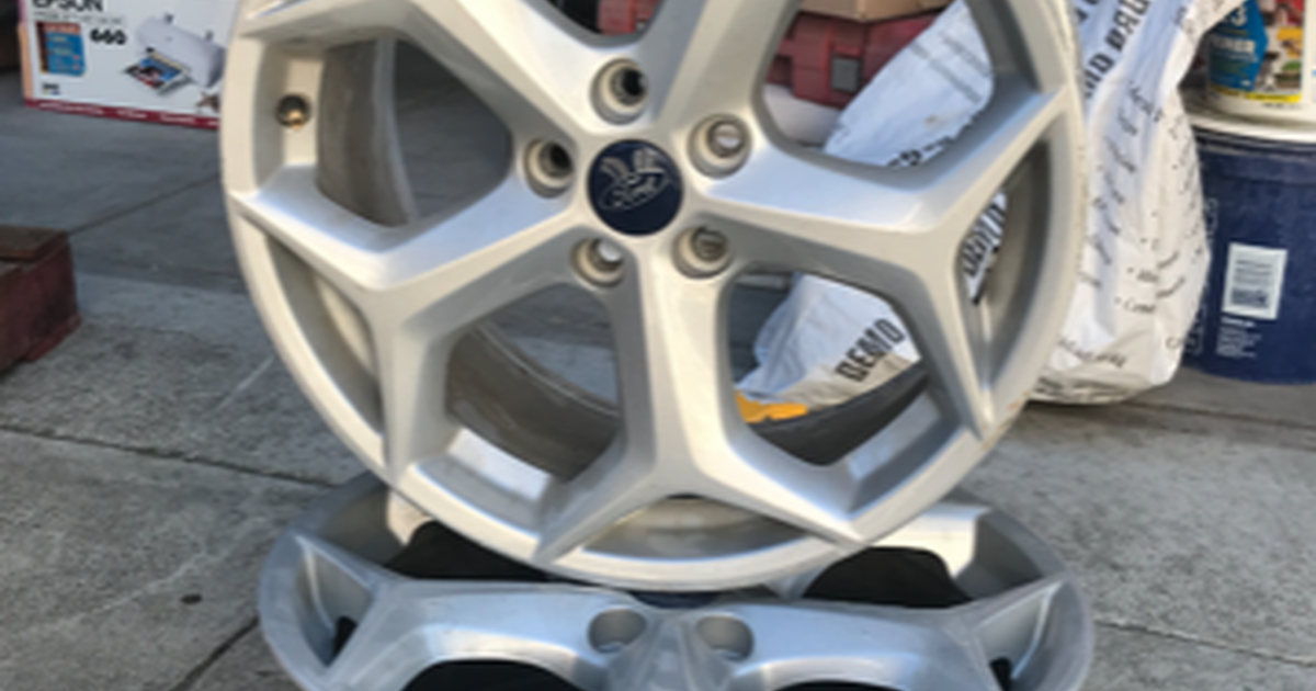 car Rim for $30 in San Leandro, CA | For Sale & Free — Nextdoor