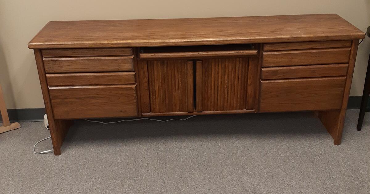 Large wooden desk and Credenza for $40 in Goldsmith, CO | For Sale ...