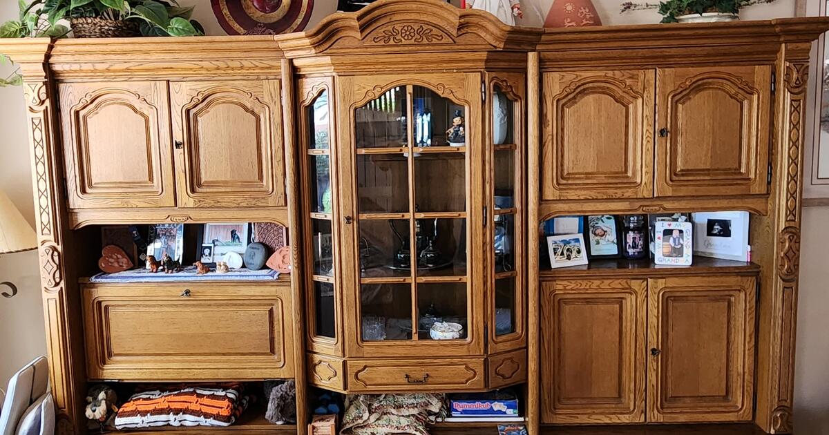 German Wall Unit for $600 in Green Valley, AZ | For Sale & Free — Nextdoor