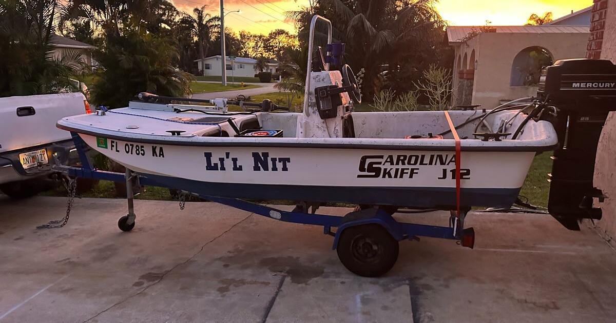 Carolina skiff j12 for $2500 in Stuart, FL | For Sale & Free — Nextdoor