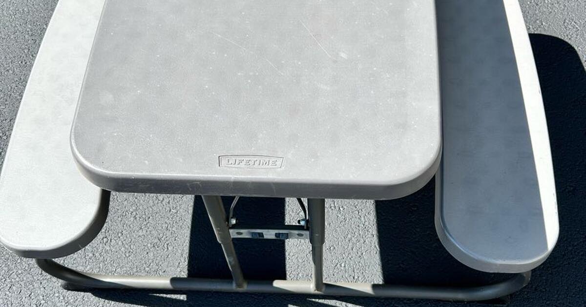 Lifetime Picnic Table for Free in Ashburn, VA | For Sale & Free — Nextdoor