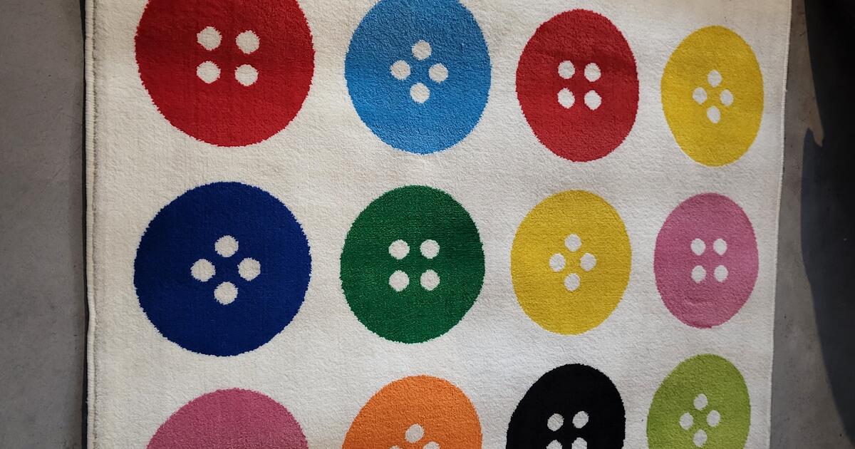 Ikea button rug for $35 in Dublin, CA | For Sale & Free — Nextdoor