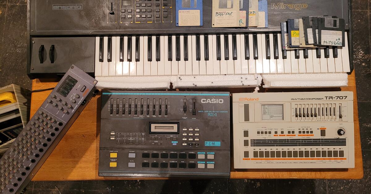 Old School Electronic Music Instruments for $250 in Hattiesburg, MS ...
