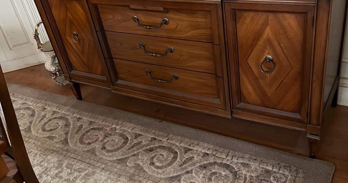 Buffet Sidebar for Free in Watertown, MA | For Sale & Free — Nextdoor