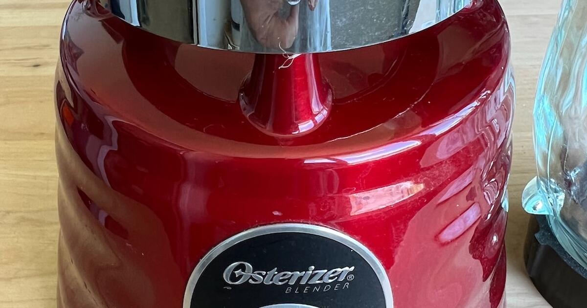 Oster Classic Glossy Red Blender Retro Style with Glass Jar for $25 in ...