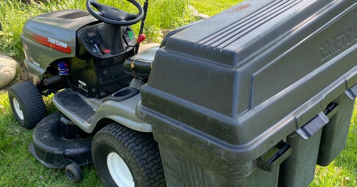 Craftsman riding lawn Moore for $600 in Chagrin Falls, OH | For Sale ...