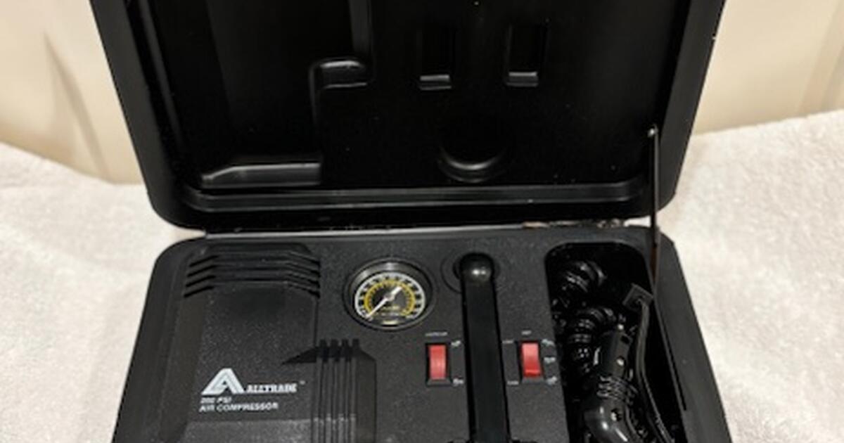 Alltrade Air Compressor with Light Carry in the Car for $15 in Carmel ...