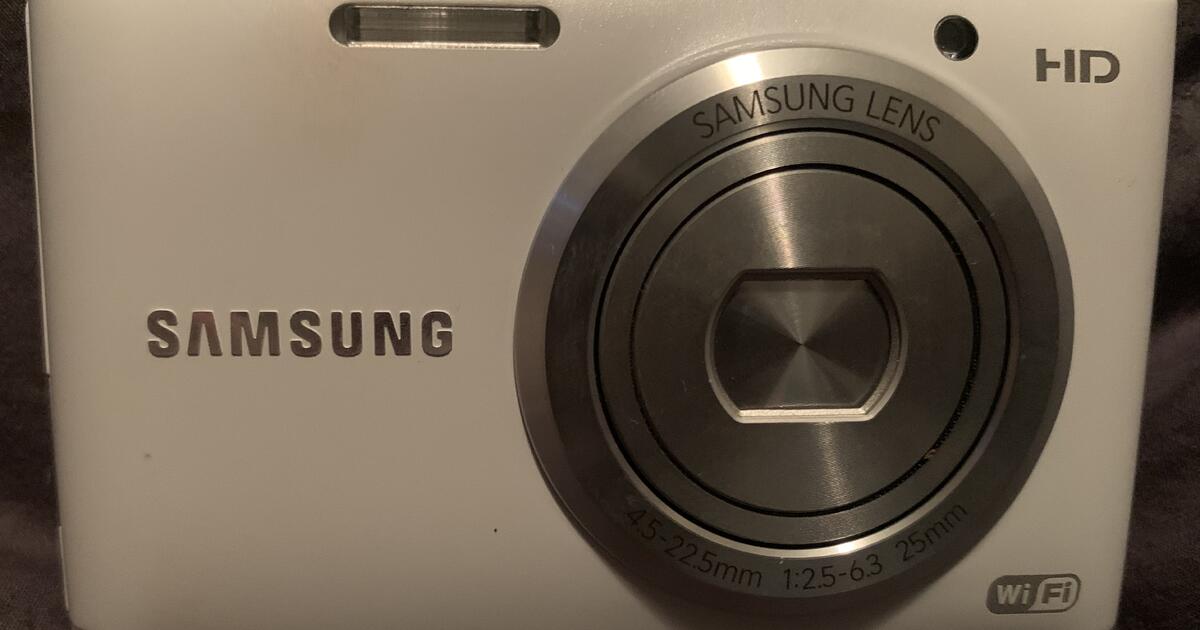 Samsung Zoom Lens Camera for $50 in Apex, NC | For Sale & Free — Nextdoor