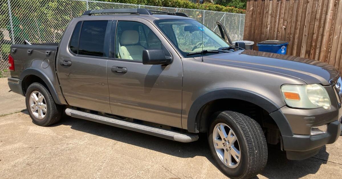 Ford Explorer Sport Trac for $8600 in Dallas, TX | Finds — Nextdoor
