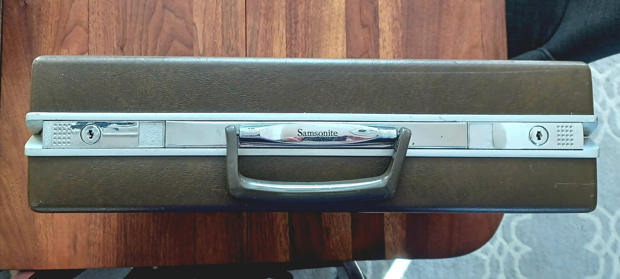 Vintage 1970's Samsonite Hard-shell Briefcase for $25 in Nashville, TN ...
