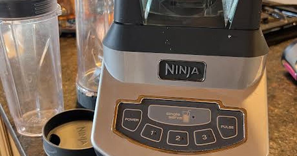 Ninja BL660 Professional Compact Smoothie & Food Processing Blender ...