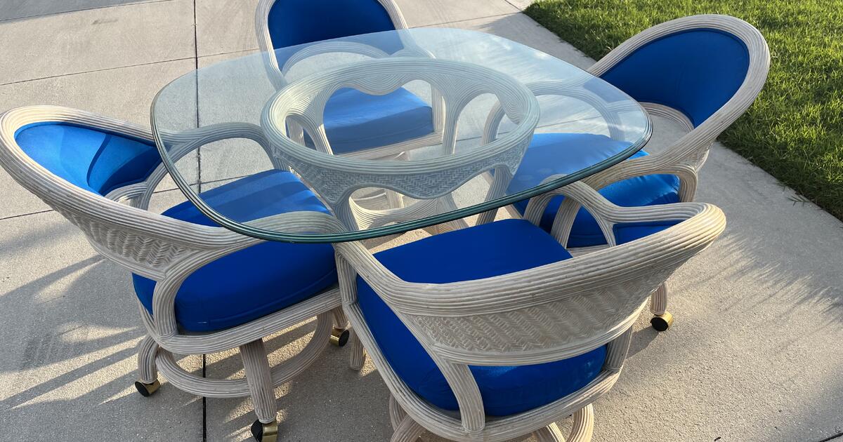 Glass Top Kitchen table set for Free in Venice, FL | For Sale & Free ...