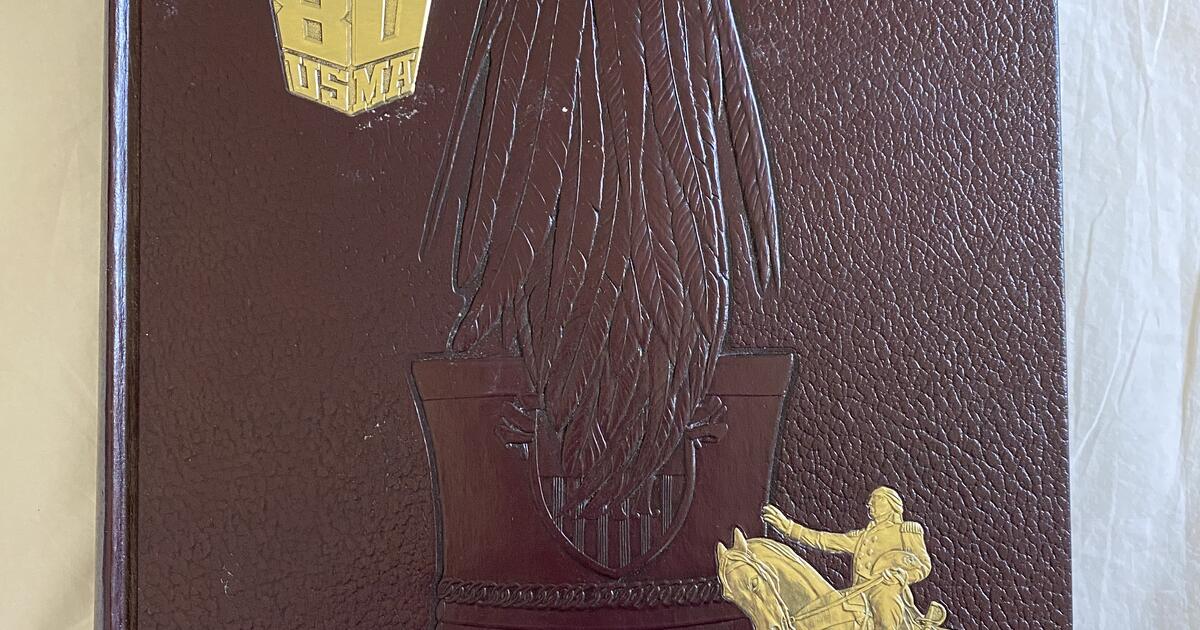 1980 First Class w/ Women West Point Howitzer USMA Yearbook for $59 in ...