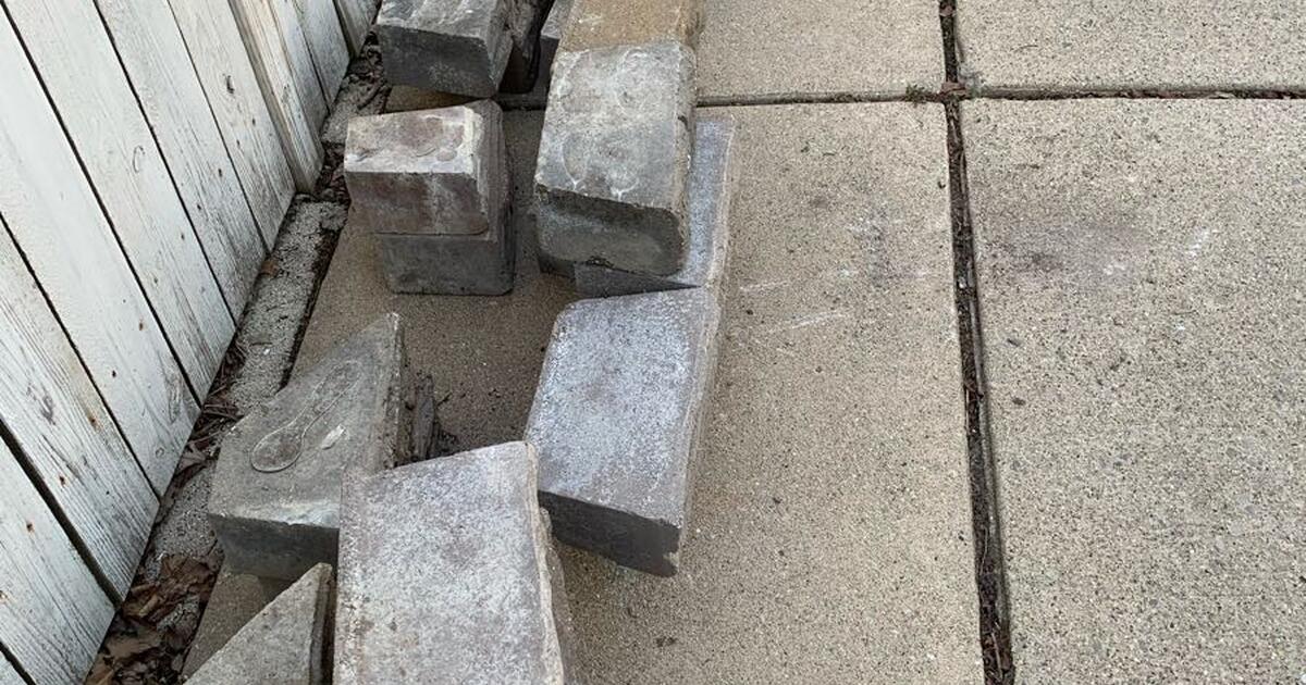 Wall retaining bricks for Free in Royal Oak, MI | For Sale & Free ...