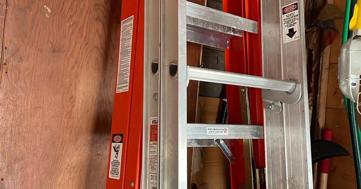Ladders for $20 in Fox Lake, IL | For Sale & Free — Nextdoor