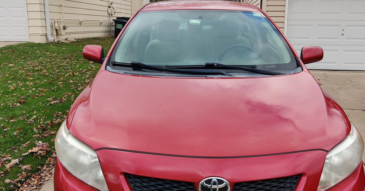 Red 2010 Toyota Corolla LE for $9200 in Woodridge, IL | For Sale & Free ...