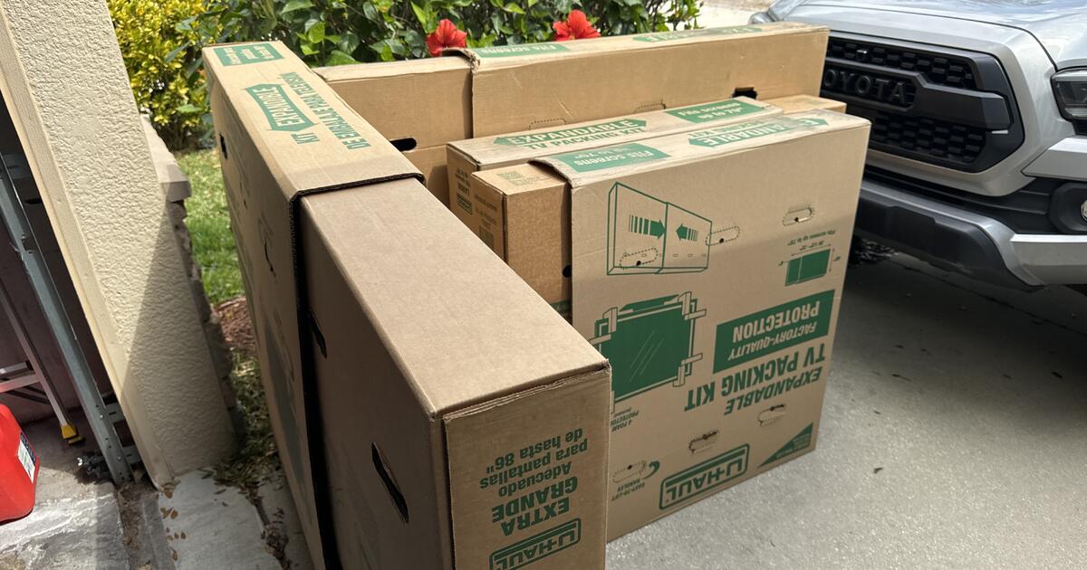 Flat screen TV moving kits. for Free in Riverview, FL | For Sale & Free ...