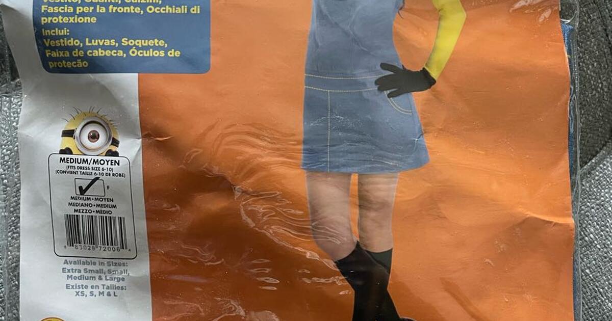 Women’s medium Minion costume for $10 in Apopka, FL | Finds — Nextdoor