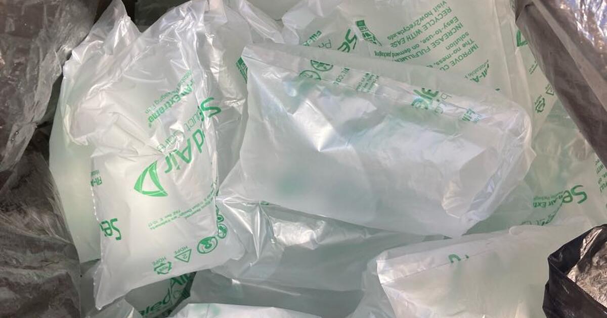 Packing air pockets, bubble mailers, priority mail boxes etc! for Free ...