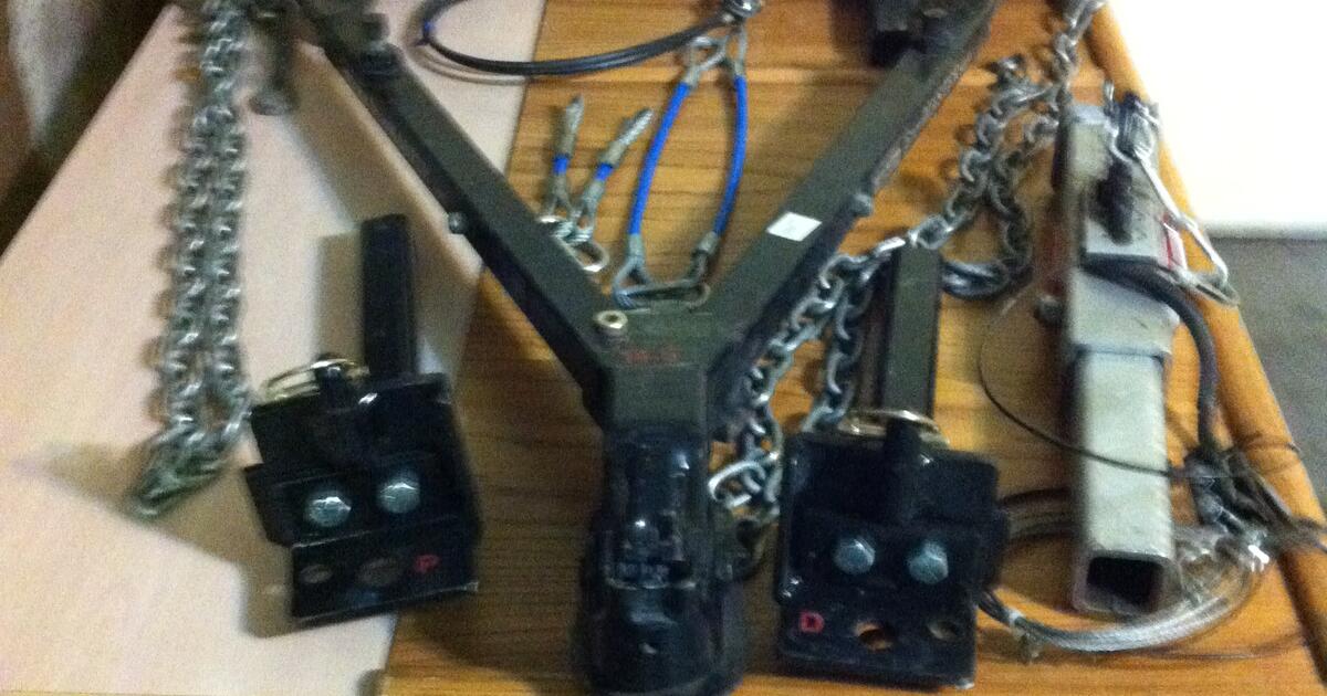 For Sale Roadmaster Stowmaster 5000 foldable tow bar with 3 sets of ...