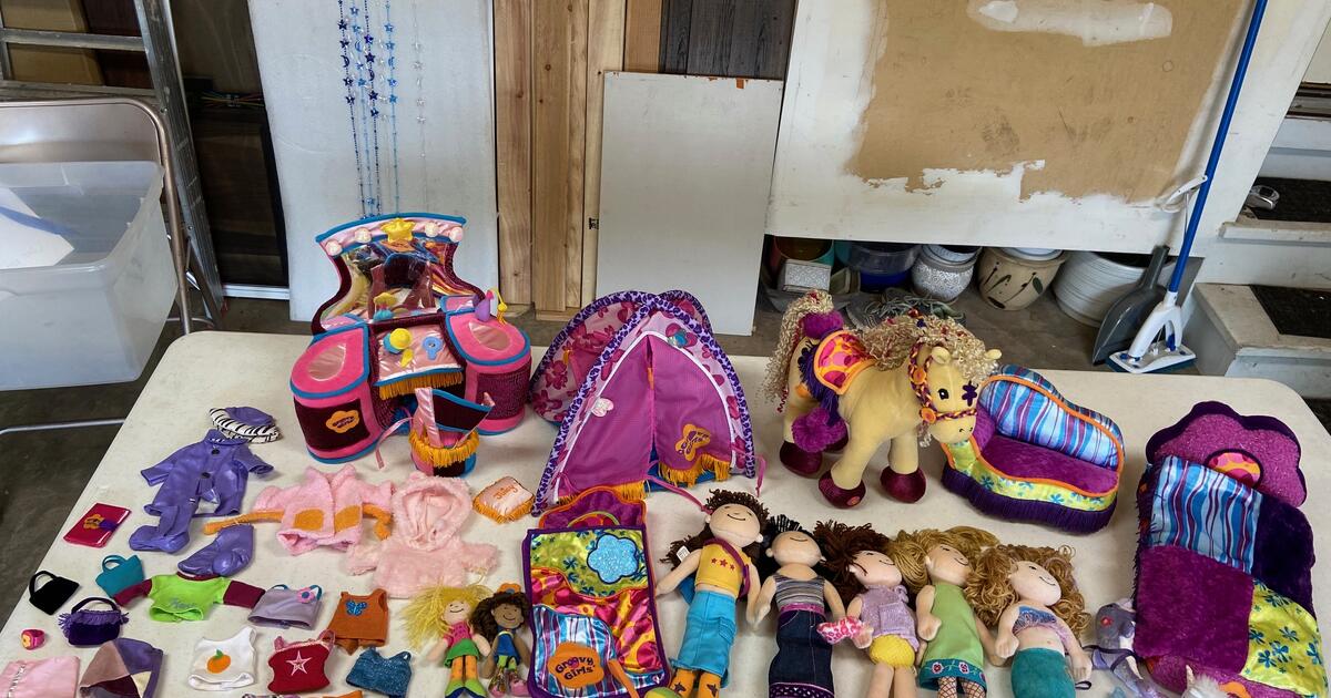 Huge lot of Groovy Girl items for $70 in Fort Collins, CO | Finds ...