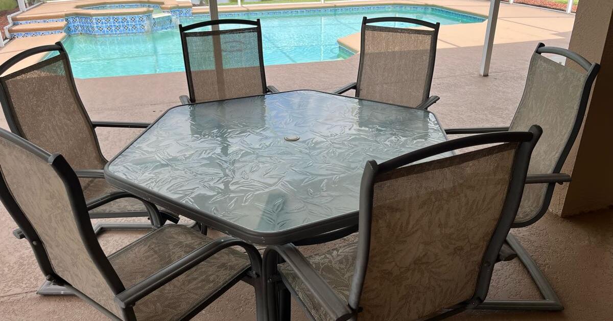 Lanai/Patio Table and Chairs for $125 in Riverview, FL | For Sale ...