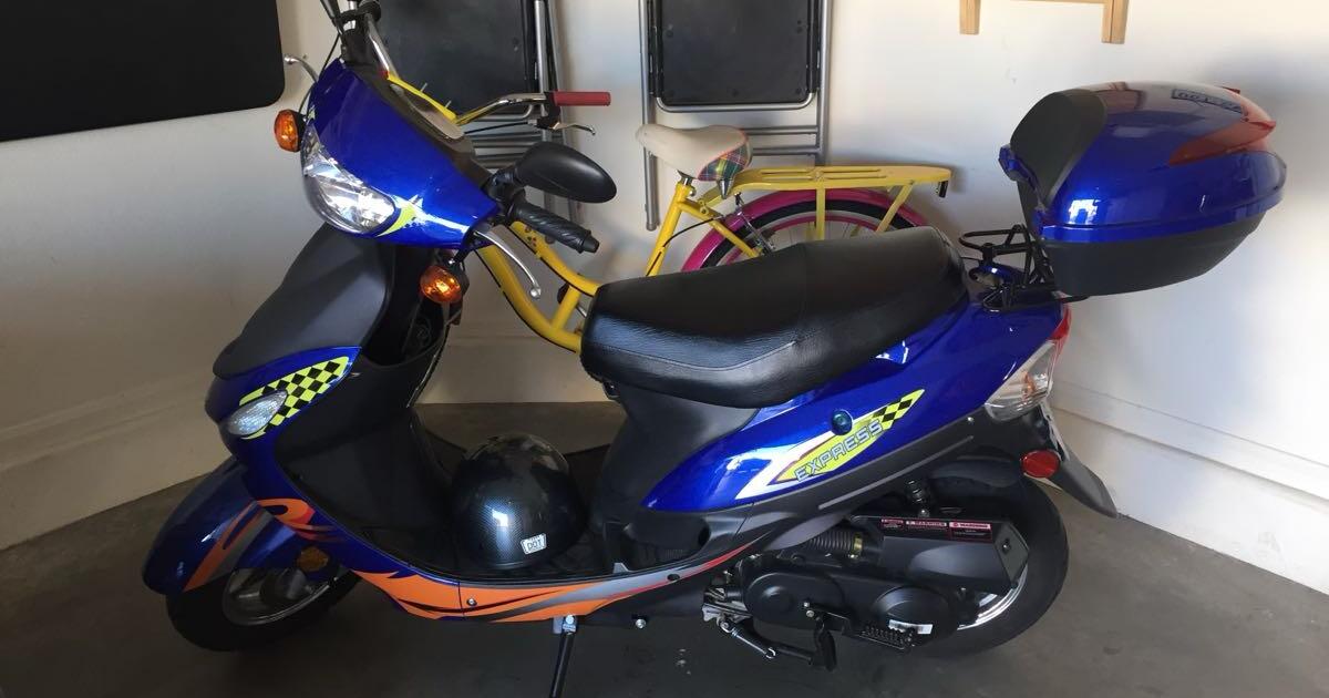 Blue Express Scooter for $250 in Mesquite, NV | For Sale & Free — Nextdoor