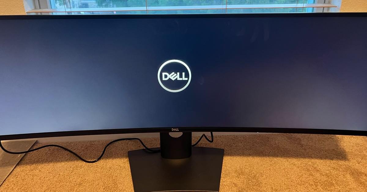 Dell UltraSharp 49” curves Monitor-U4919DW for $1000 in Jonestown, TX ...