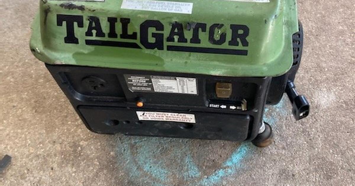 TAILGATOR 900 Watt Max Starting 2 Cycle Gas Powered Generator for $60 ...