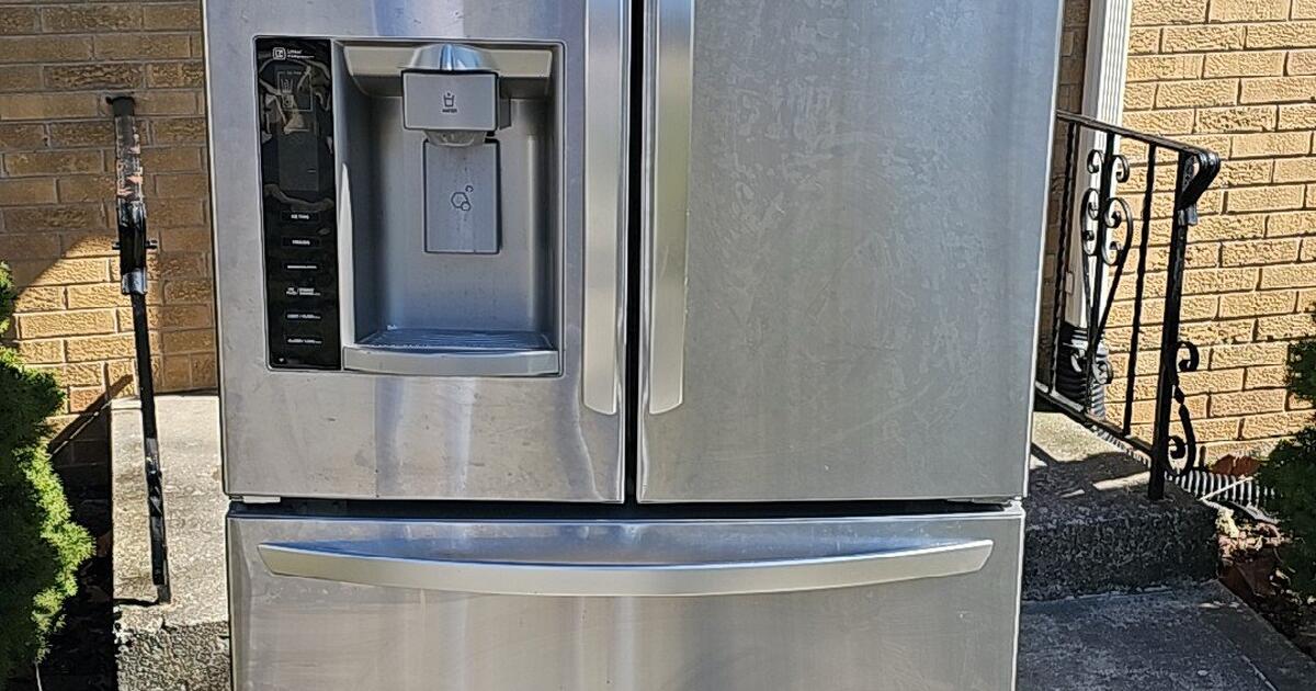FREE FRIDGE for Free in La Grange Highlands, IL | For Sale & Free ...