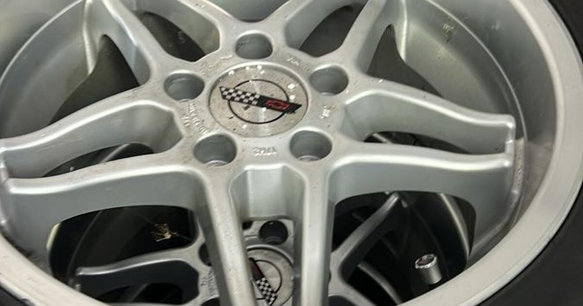 came off of my 96 Corvette very nice wheels and tires for $700 in ...