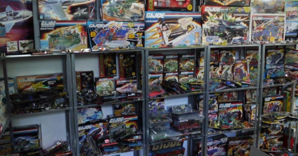 BUYING LARGE VINTAGE TOY COLLECTIONS - CASH PAID for Free in Elmhurst ...