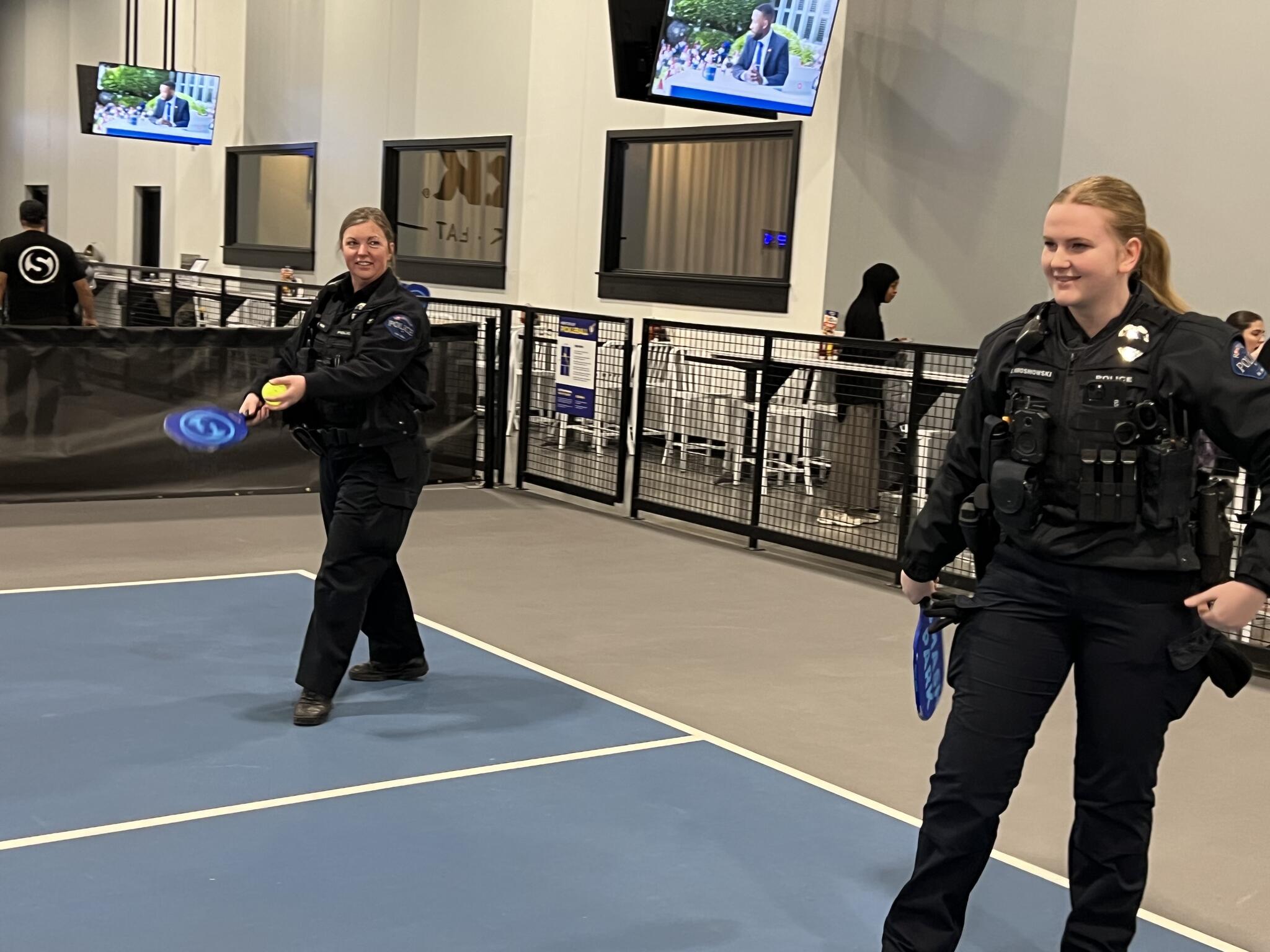 🚔 Support the Roseville Police Department: Rescue Vehicle Fundraiser 🚔 ...