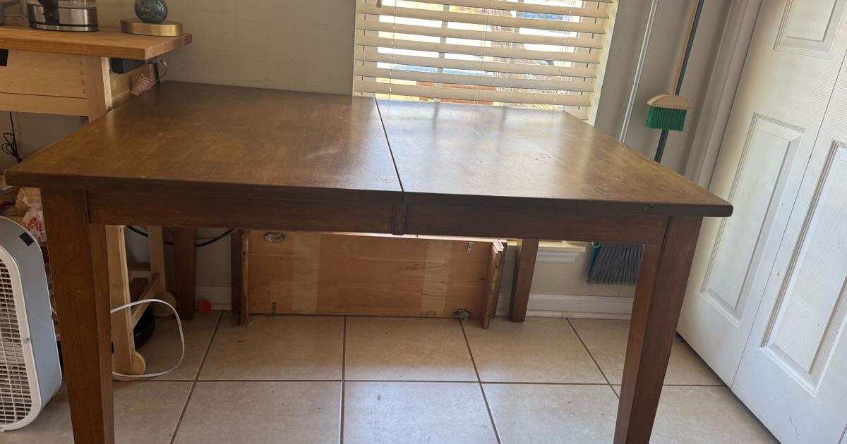 Free Kitchen Table for Free in Charlotte, NC | For Sale & Free — Nextdoor