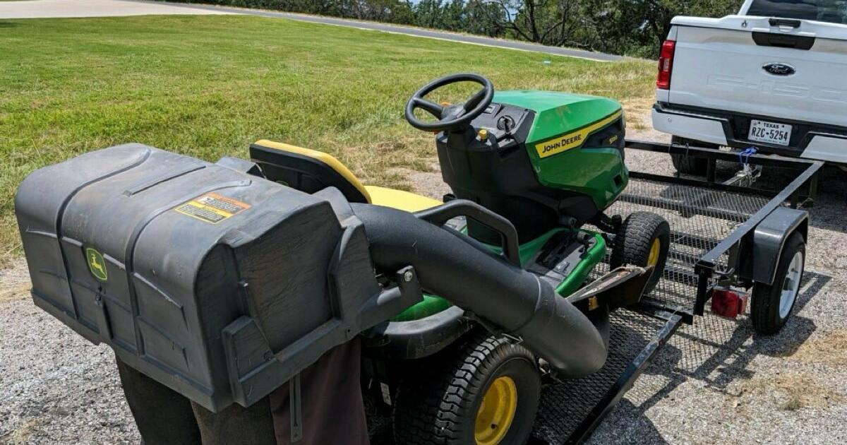 John Deere Riding Mower Model S130 for $2200 in Horseshoe Bay, TX | For ...