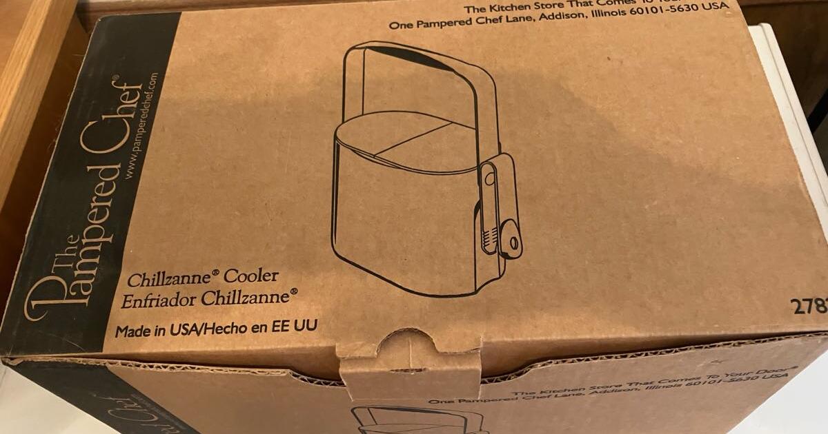Pampered Chef Chillzanne Cooler *Retired* Brand New for $25 in ...
