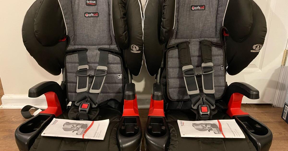 Britax Frontier Clicktight Car Seats (2) + Graco Turbobooster Booster ...