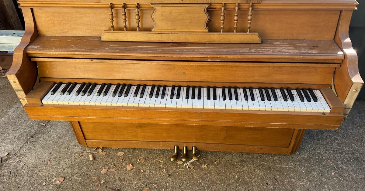 Conn Piano Free for Free in Sacramento, CA | For Sale & Free — Nextdoor